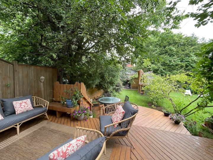 Character House With Backyard Oasis - Toronto