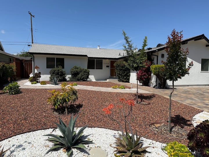 Cozy 3 Br 2 Bath House W/ Yard & Free Ev Charging - San Jose, CA