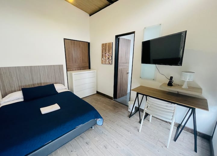 Hotel/balcón/smart-tv/acceso Cocina/parkway - Bogotá