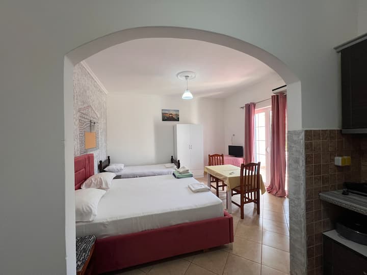 One Bedroom Apartmen!private Kitchen And Bathroom! - Ksamil