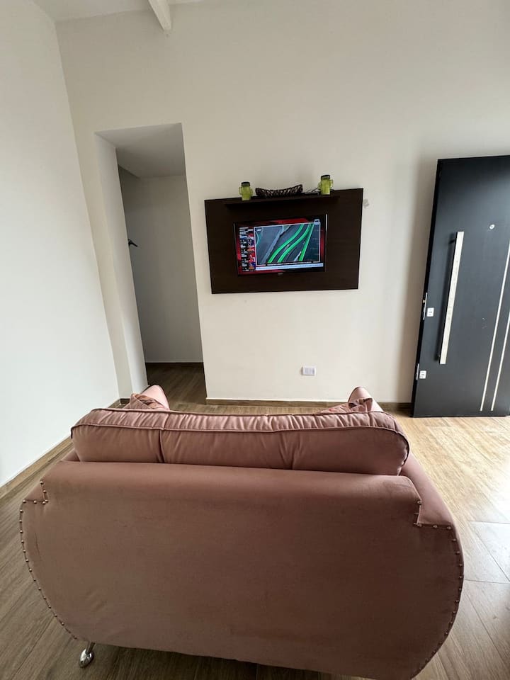 Gp2. Hermoso Departamento Calido - San Justo, BA, Argentina