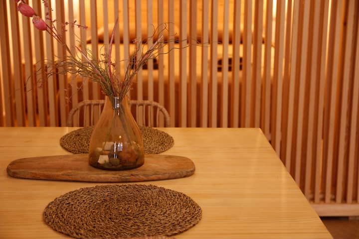 ☞ Jacuzzi Loft  ◉ 4 Min Main Train Station - Alicante