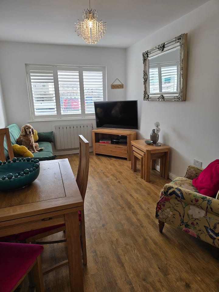 By The Beach Apartment In Perranporth. - Perranporth