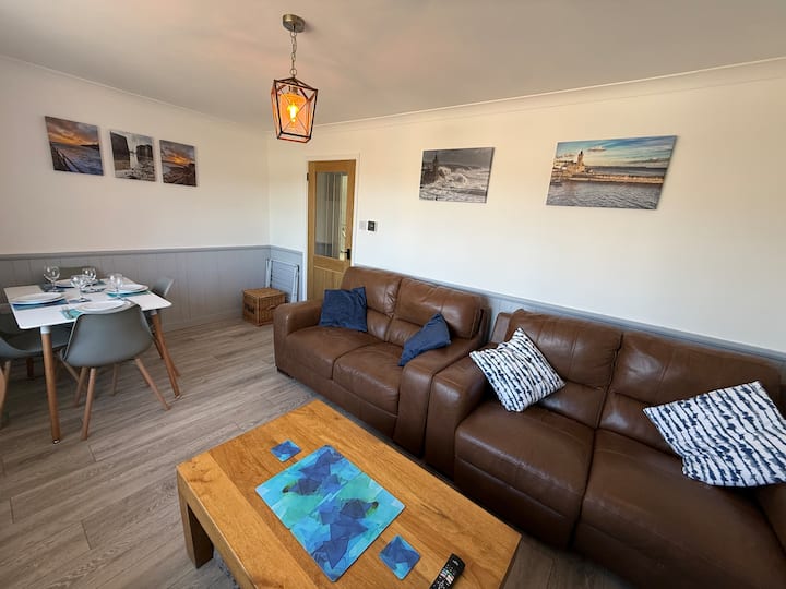 Fisherman's Rest, Sleeps 4, Covered Parking. - Praa Sands