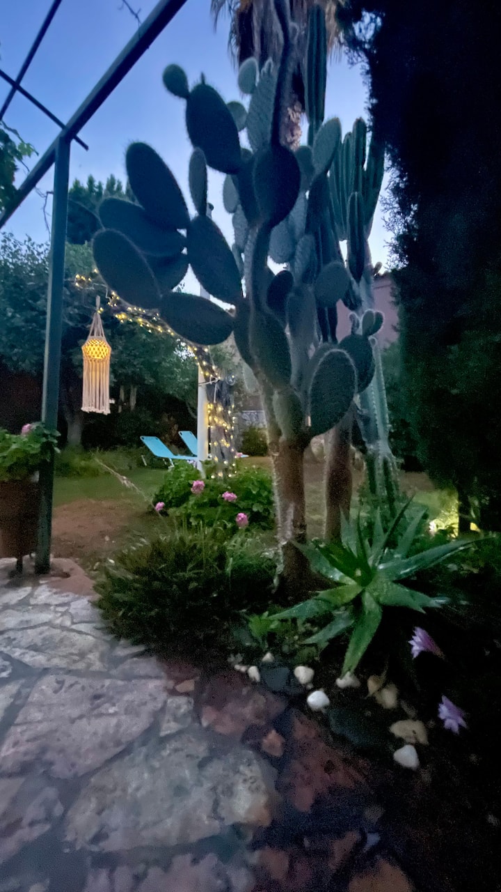 Secret Garden House Near Beach & Ath - Milos