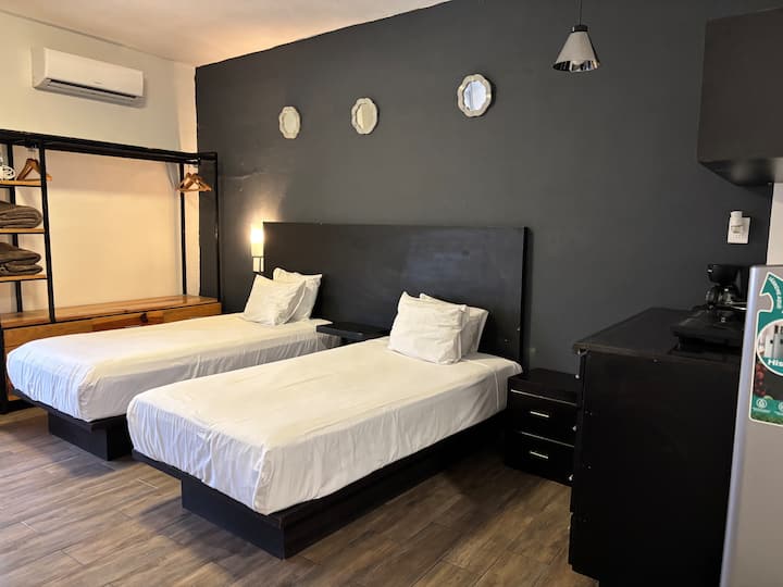 8 Estudio Guest House Bisness&vacation. - Uruapan