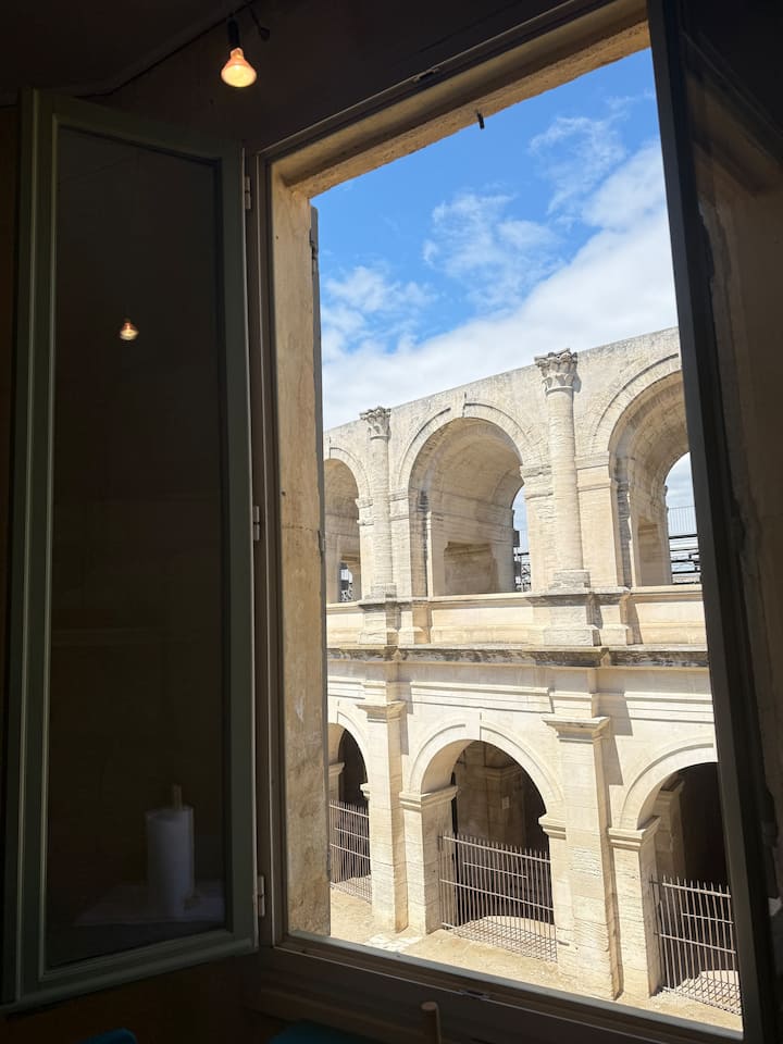 Studio Avec Vue Sur L'amphithéâtre Romain (Arènes) - Arles