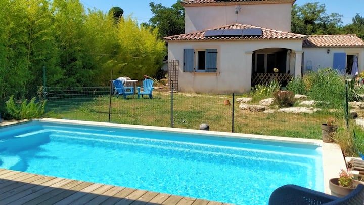Maison Avec Piscine Et Animaux à Uzès - Uzès