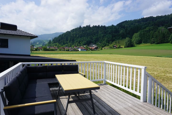 Moderne Ferienwohnung Mit Großer Terrasse - Ossiach