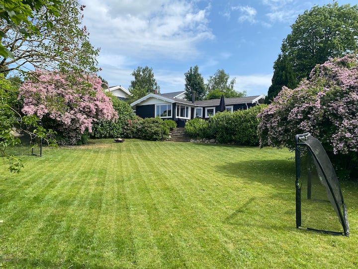 Hyggeligt Sommerhus I ØLsted - Denmark