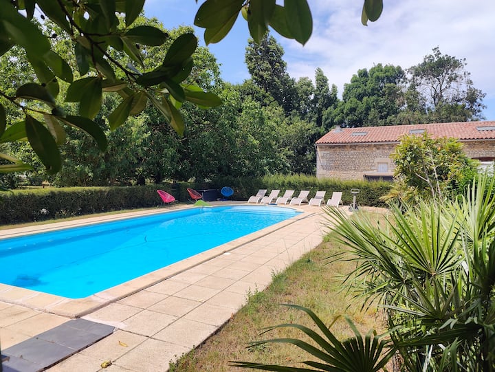 Grande Maison Familiale Avec Piscine – 8 Pers - Charente-Maritime