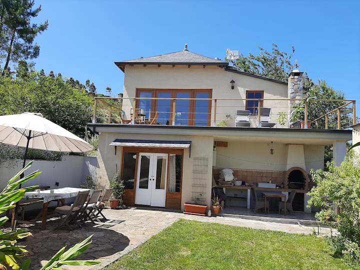 Casa De Campo En Sitio Privilegiado - Foz