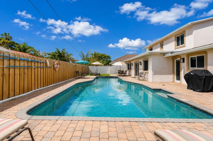 5 Br/3 Ba House- 4 Min To Beach With 45ft Pool - Deerfield Beach, FL