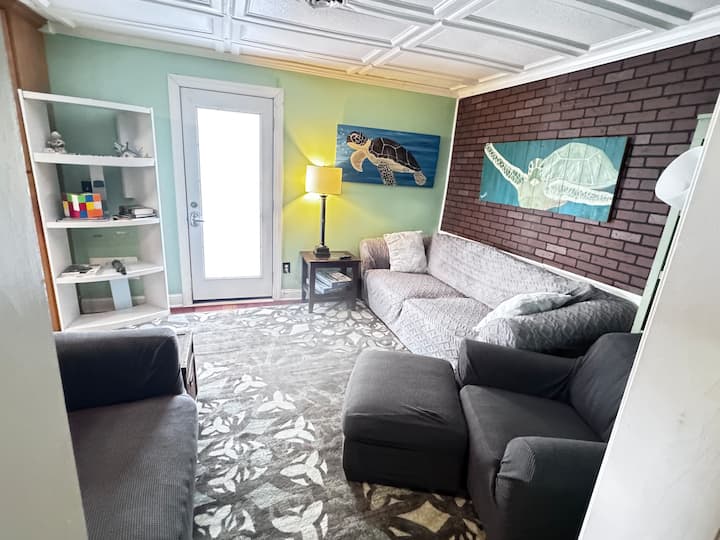 Golf Cart, 2 Bedrooms, Close To Beach, Sleeps 4 - Carolina Beach