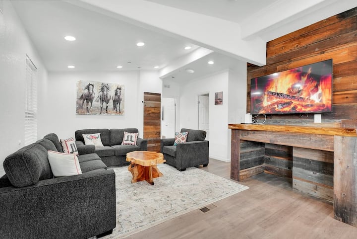 Scape To The Ranch: Relax, Work Or Explore - Castro Valley, CA