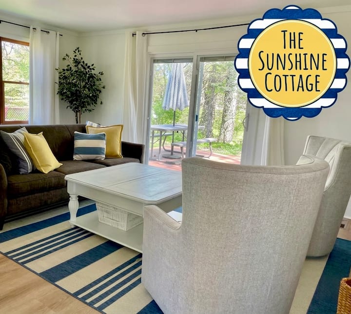 Escape To The Sunshine Cottage Of Harbor Country! - Stevensville, MI