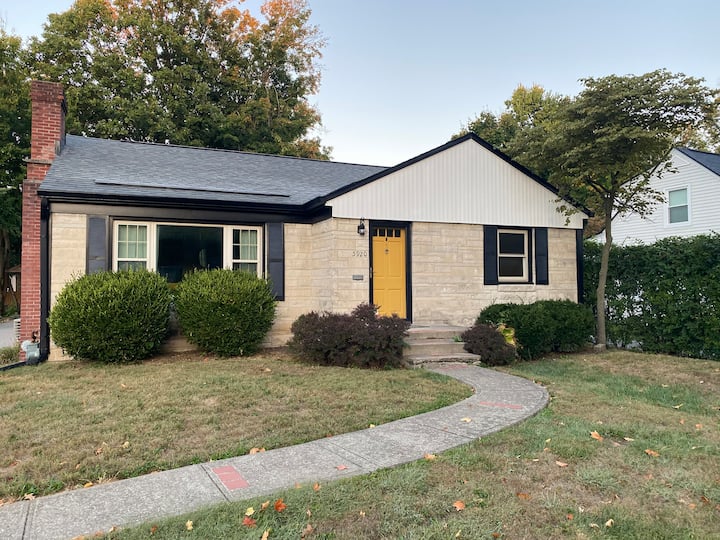 Adventure Awaits. Broad Ripple’s Best! *Sleeps7!* - Indianapolis, IN