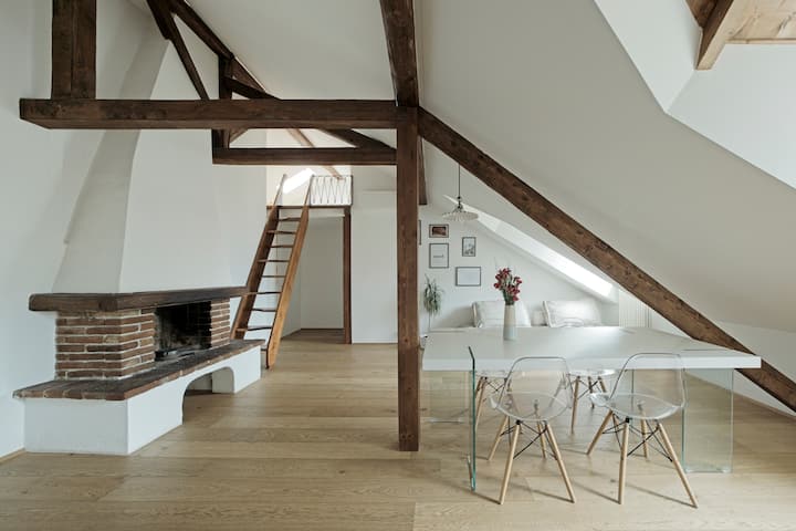 Design Apartment In The Heart Of Bolzano - Bolzano