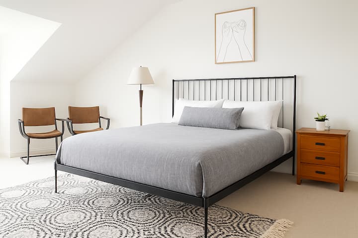 Elegant Mystic Stay – Walk To River And Shops. - Mystic, CT