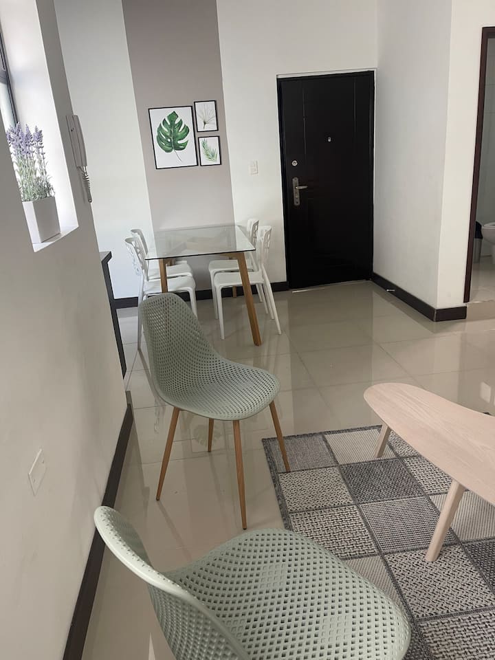 Moderno Y Comodo Apartamento En Laureles - Medellín