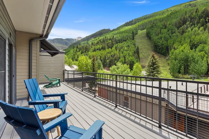 Bright Condo | Hot Tub, Deck & Views - Silverton, CO