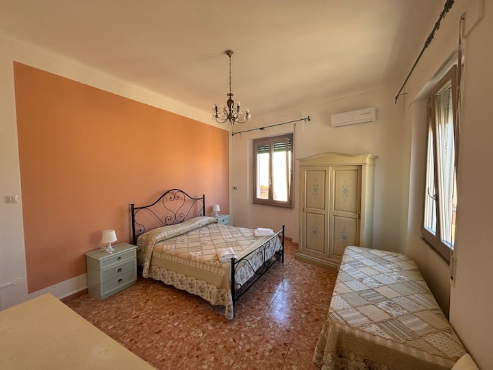 Margherita Rooms Stanza 2 (Centro Storico) - La Maddalena
