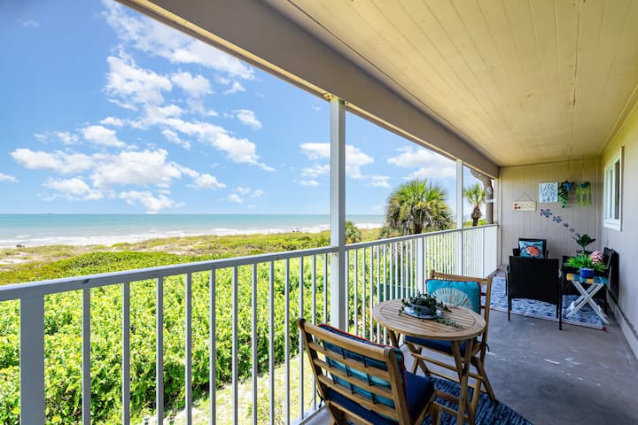Key West Style: 2b/2b Direct Beach Front Condo Wit - Cocoa Beach, FL