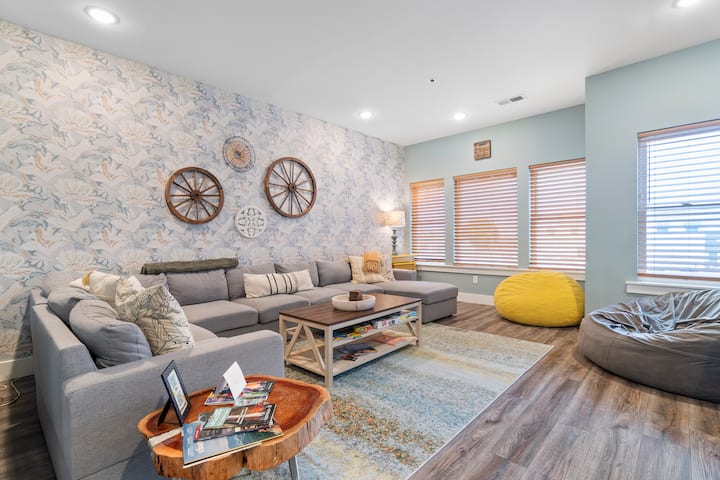 Southside | Rooftop Patio | City & Mountain Views! - Chattanooga, TN