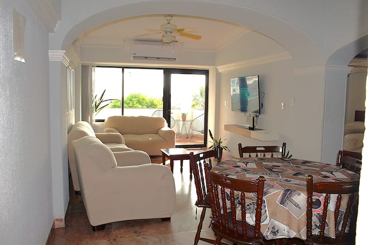 Tus Vacaciones Con Los Mejores Servicios (A/c) - Acapulco