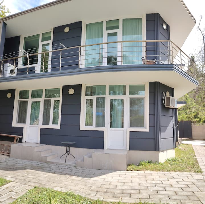 Villa Tg - Batumi