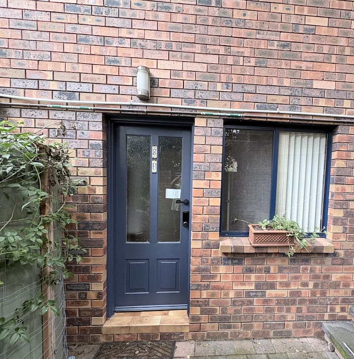 Lugarno Lodge Garden Apartment - Sydney