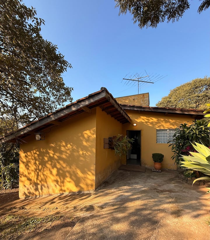 Uma Casa No Campo - Condomínio Fechado - Araçariguama