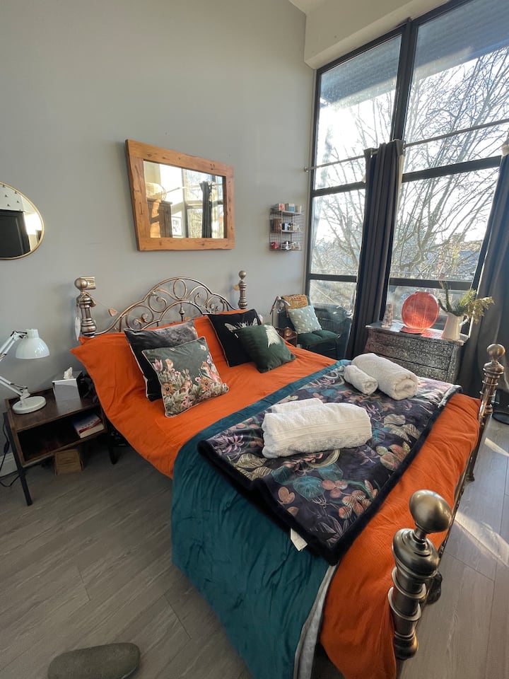 Gorgeous One Bedroom Flat For Singles Or A Couple - Catford - London