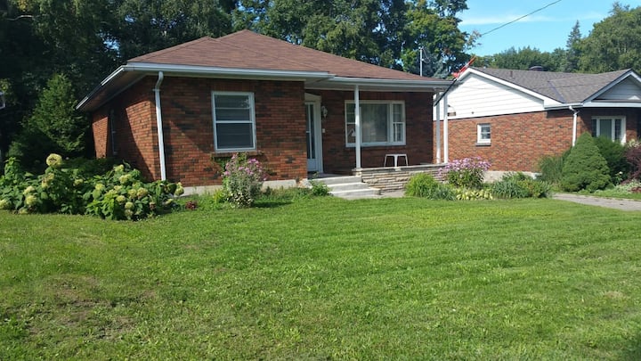 The Gateway To Georgian Bay: Spacious 3br Stay - Midland