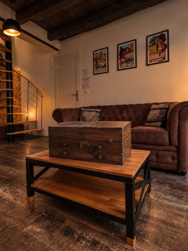 Superbe Duplex De Style Indus Pour 2 Personnes - Grottes de Lascaux