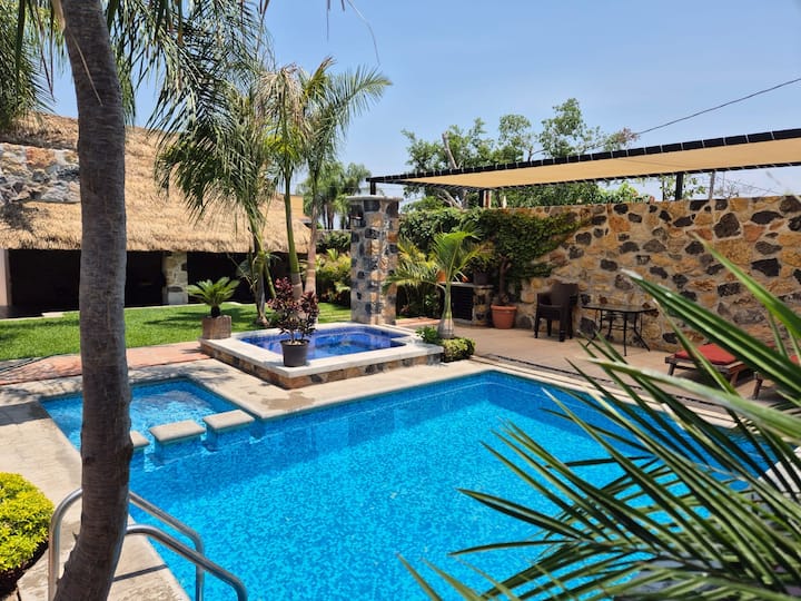 Casa Azomalli Teques
(6 Personas) - Tequesquitengo