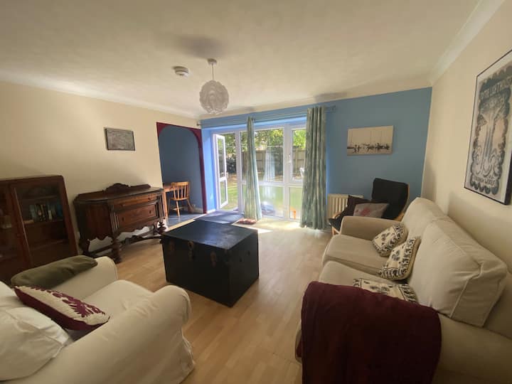 Canterbury - Two Bedroom Maisonette - Canterbury