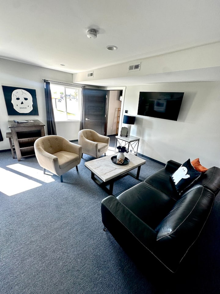 Stay Suites-sunset 2 Q Beds-316 Hwy 71 In Ap - Okoboji, IA