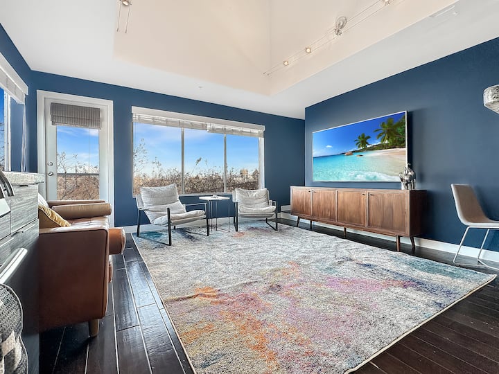 Skyline View Near Downtown - King Beds - Garage - Northside - Houston