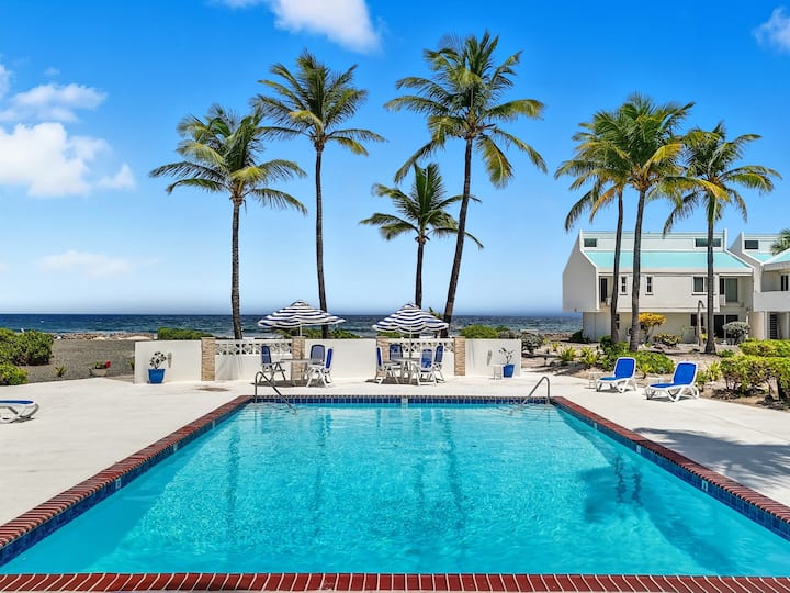 Steps To Beach* Gated Complex* Pool* Close To Town - Saint Croix