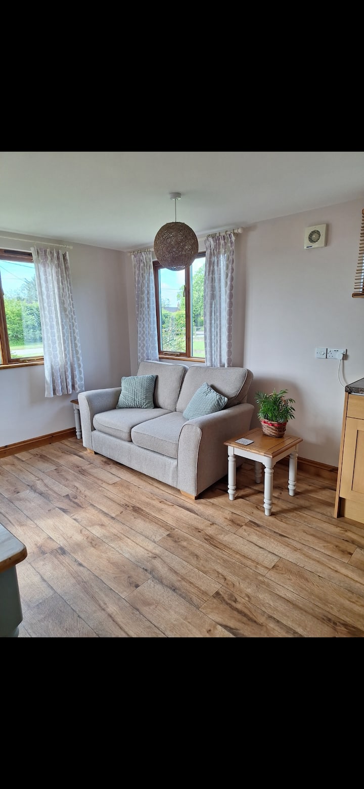 Lovely Rural Retreat Within A Village Setting. - Norfolk