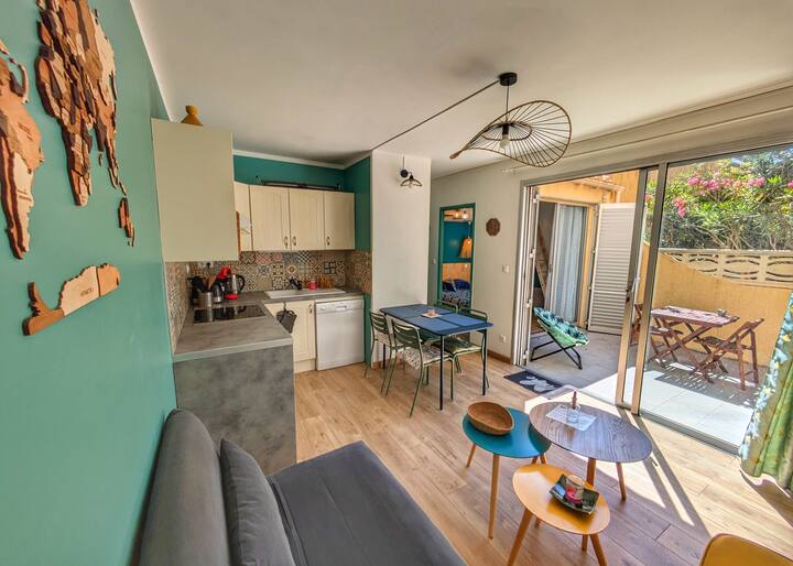 L'escapade : T2 Avec Terrasse à 2 Pas De La Plage - Étang de Leucate