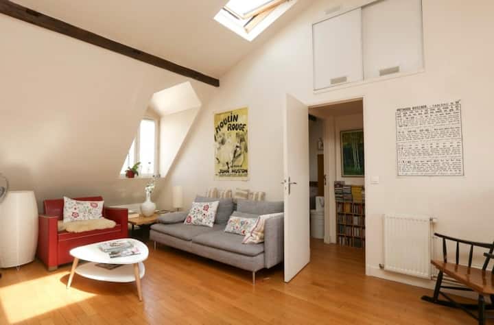 3 Pièces Atypique Au Dessus Des Toits - Paris