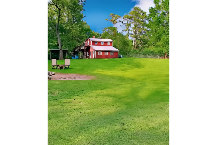 Find Your Calm: Quiet Farm Loft Near Houston - 리버풀