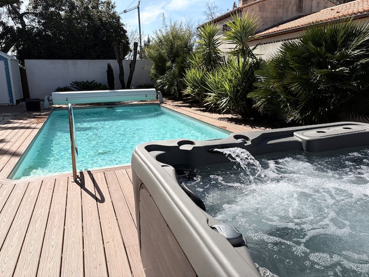 Villa Avec Piscine Chauffée & Spa à 900m De La Mer - Brem-sur-Mer