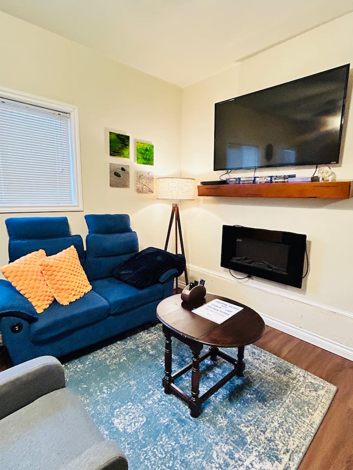 Hot Tub Relaxation/fast Wifi /Private Parking&gate - Forks, WA