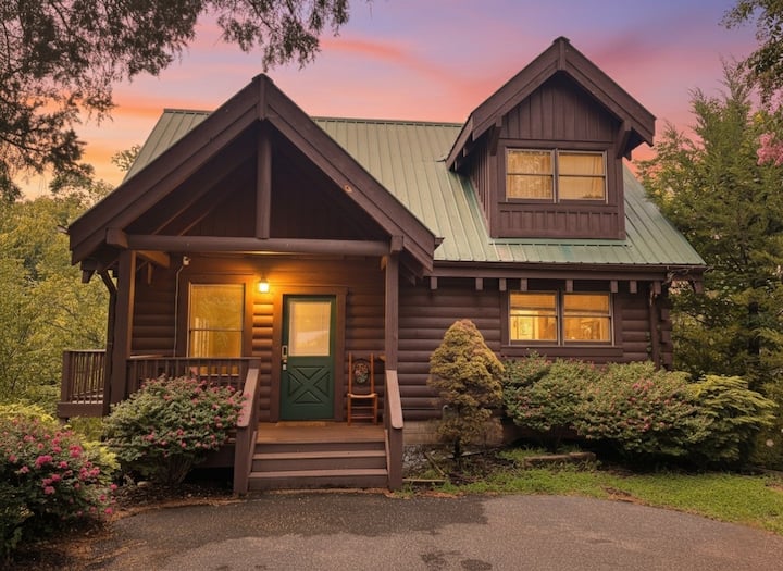 Smoky Mtn Haven 4br | 2 Mil Pf Pkwy | 12 Mil Gsmnp - Pigeon Forge, TN