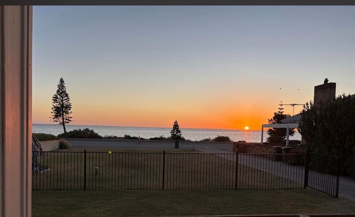 Jenny’s Ocean View - Port Vincent