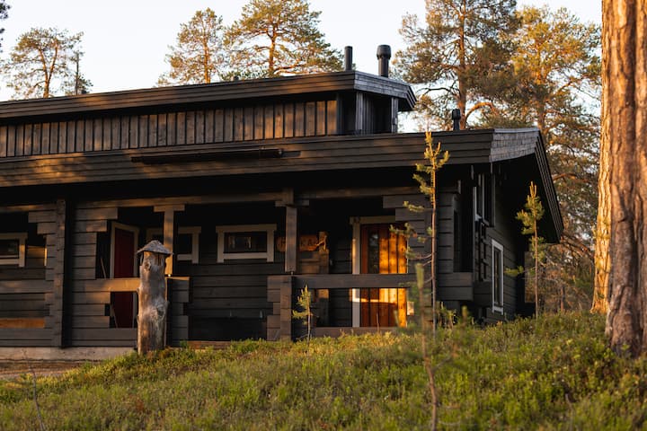 Ylläs Mukka Hirsimökki, ÄKäslompolo, Lappi - Muonio