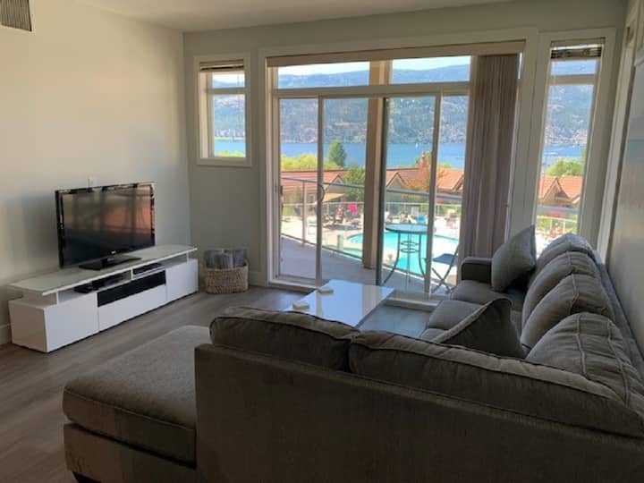"The Sunset" - Cozy 2b With Pool And Lake View - Kelowna